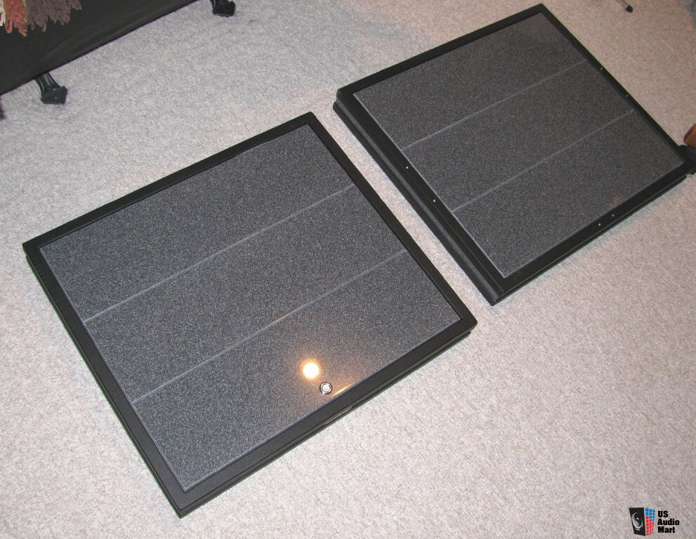 Solid Tech Corian Bases Black For Sale - US Audio Mart