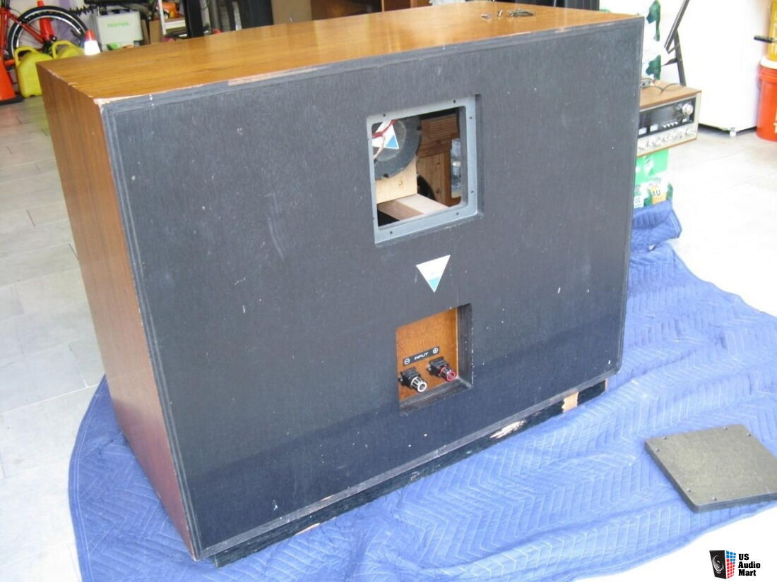 TAD- Pioneer 2401. TSM-1 Rare Classic Monitor Speakers with large wood ...