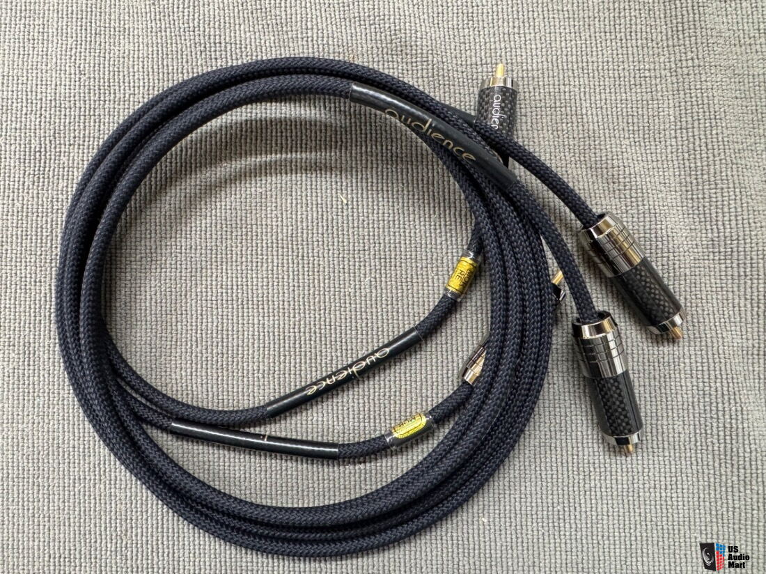 Audience Front Row RCA 1.5 meter Interconnects Photo #5480233 - US ...