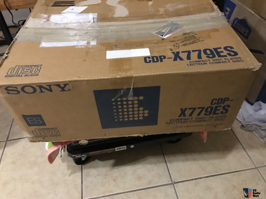 Sony cdp x779es low hours remote original box local pickup only For ...