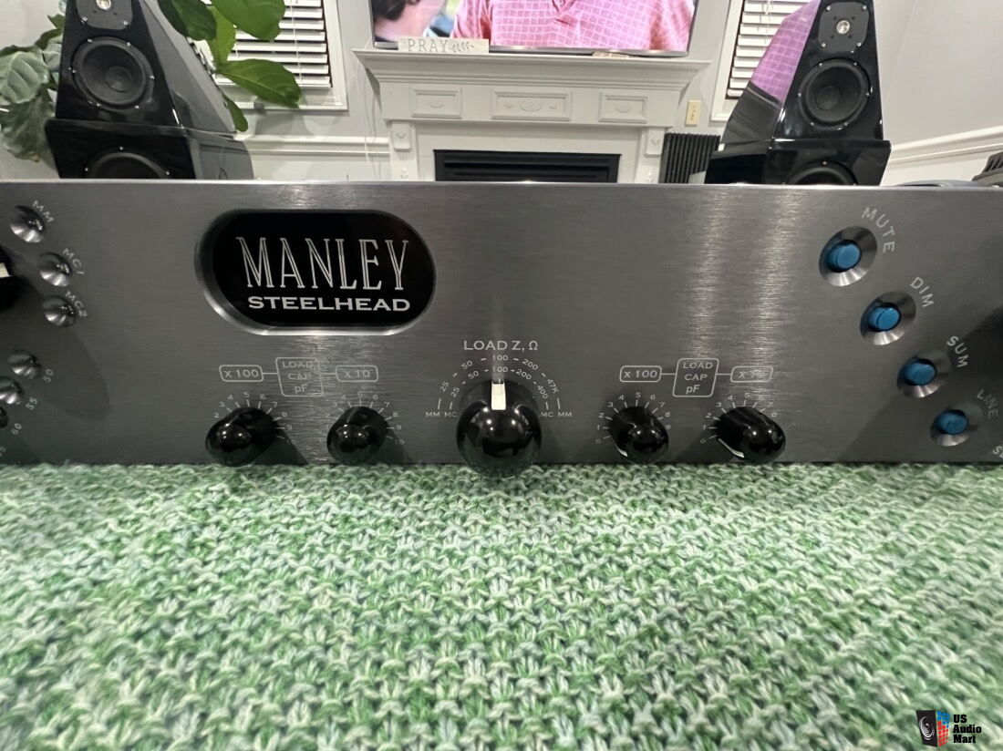Manley Steelhead Tube Phono preamp Photo #5482966 - US Audio Mart