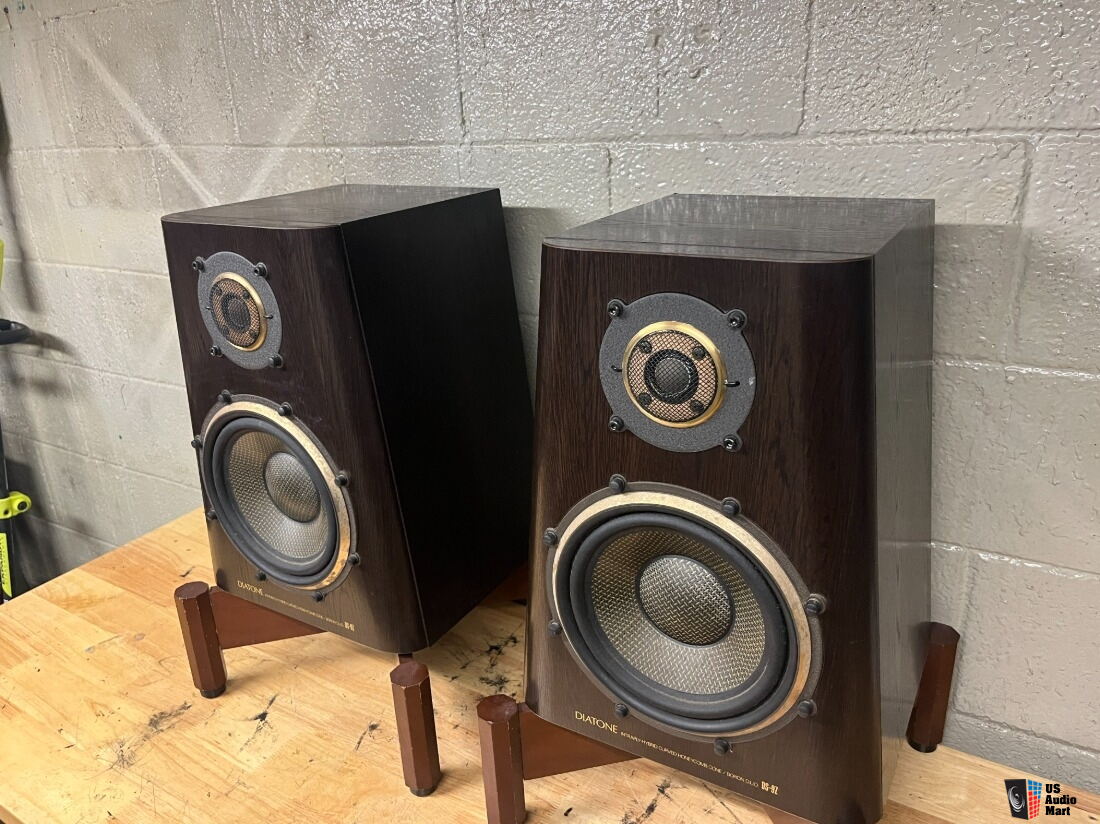 Diatone 9z Trapezoidal Japanese Speakers Photo #5483208 - US Audio Mart