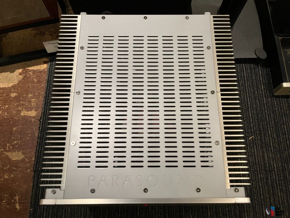 Parasound JC1 Monoblock Amplifiers w/ Sound Anchors Amplifier Stands w ...