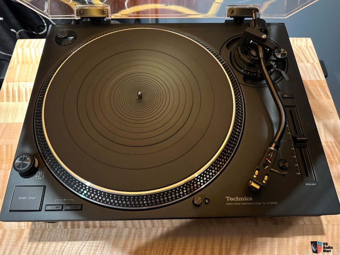 Technics SL-1210GR2 with Audio Technica AT-150Sa cartridge Photo ...