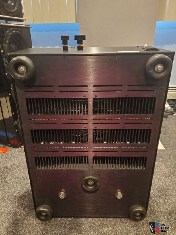 Krell Evolution 900 pair in black. Or best reasonable offer Photo ...