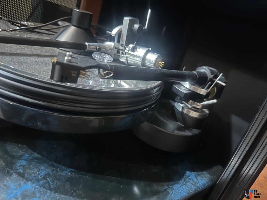 Nottingham Analogue with upgraded Anna arm and original AceSpace arm ...