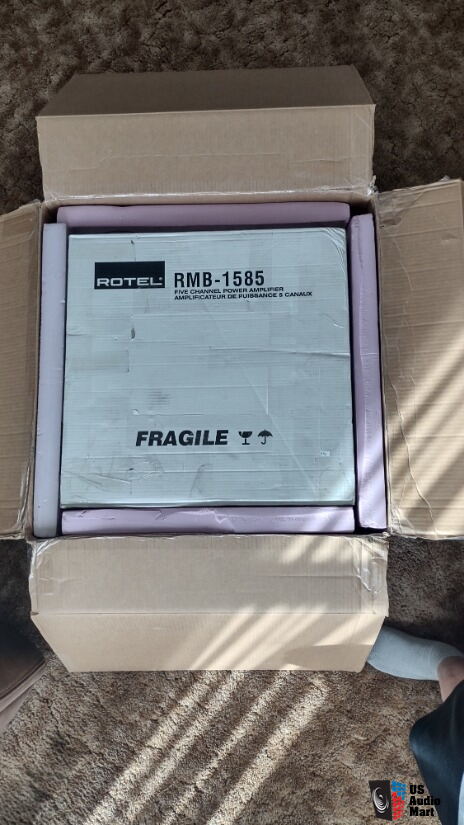 Rotel RMB-1585 5-ch amp Photo #5499476 - US Audio Mart