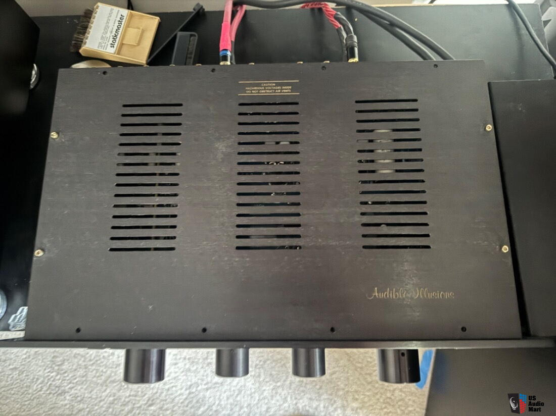 Audible Illusion L1 Tube Stereo Preamplifier and W/#PS-1 Power Supply ...