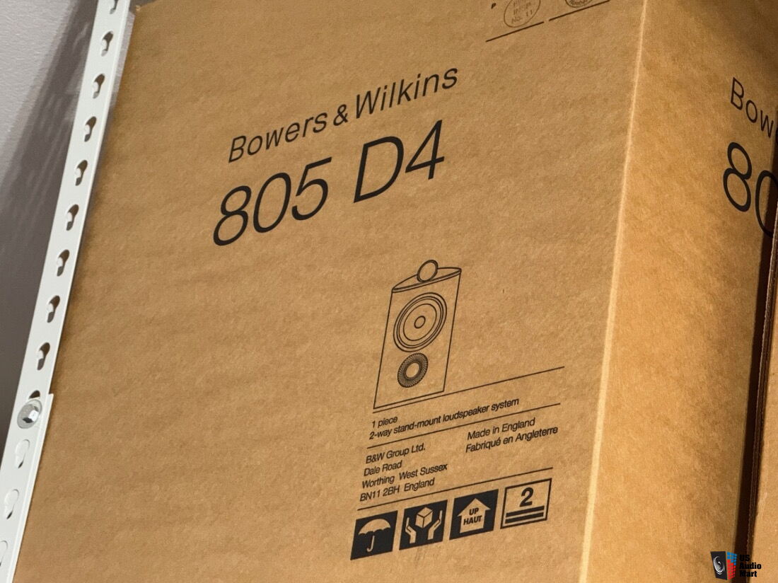 Like New Bowers and Wilkins 805D4 Pair White + FS805D4 Stands, Silver ...
