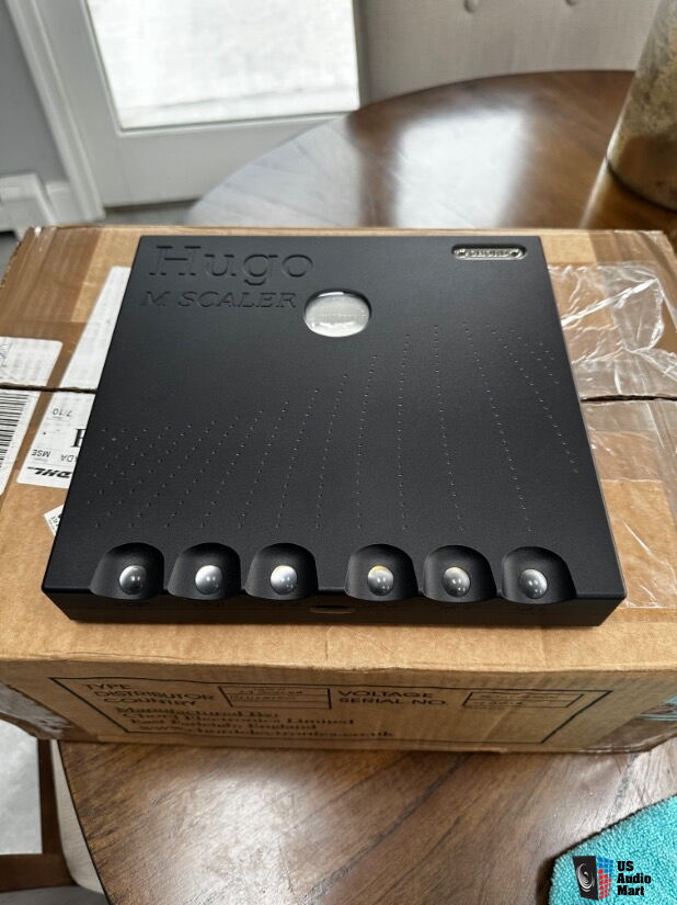 Chord Hugo M Scaler in black. Like new For Sale - US Audio Mart