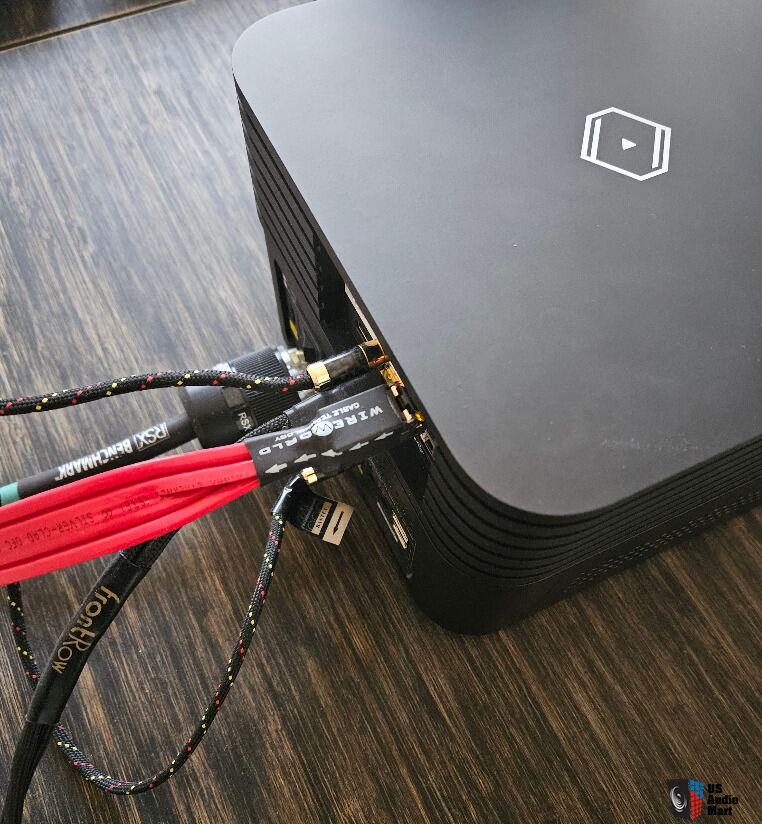 Silent Angel Rhein Z1 Streamer & Forester F2 Power Supply Photo ...