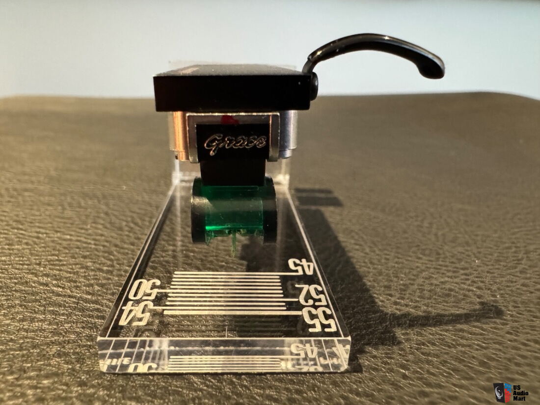 Grace F-9P/Professional Use MM Cartridge with Grace RS-9P Stylus on a ...
