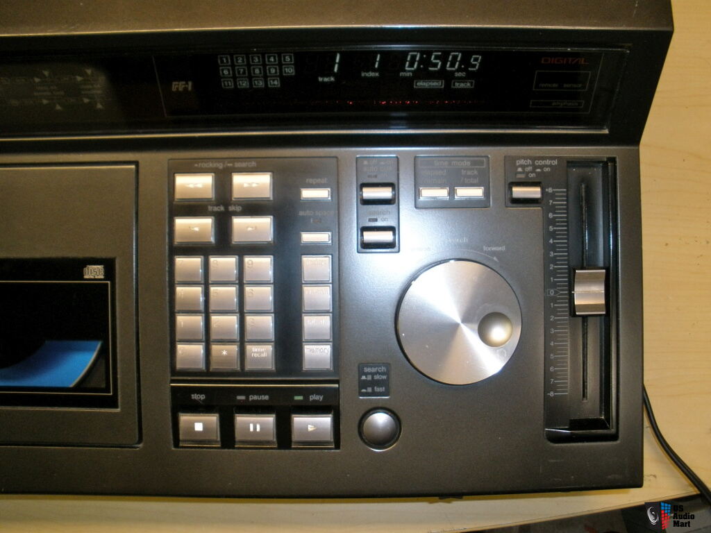 Technics SL-P1200 Professional CD-Player Photo #551753 - US Audio Mart