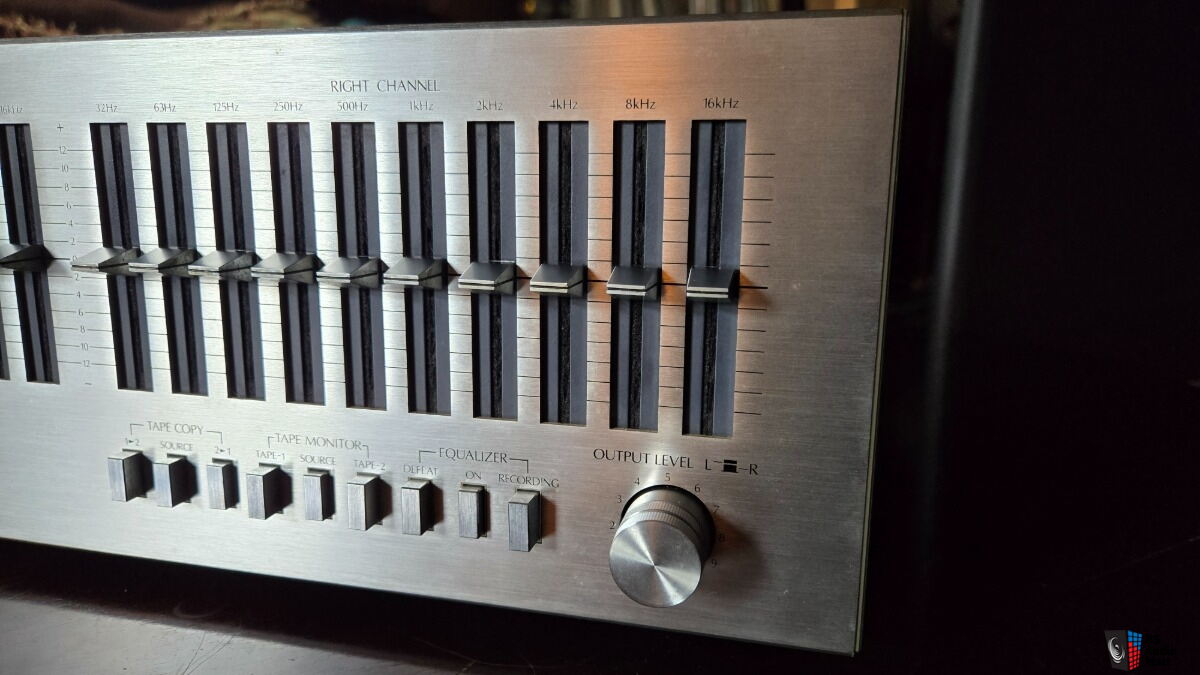Sansui SE-7 Stereo Graphic Equalizer in Very Good Operational and ...
