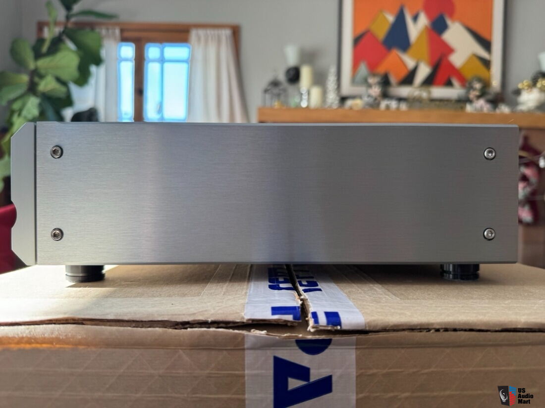 Pass Labs XP-22 Stereo Preamplifier Photo #5518112 - UK Audio Mart
