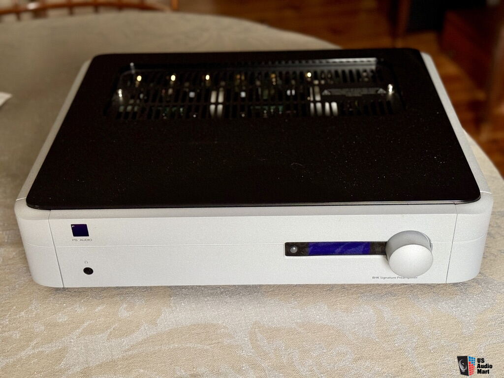 PS Audio BHK Signature Pre Amp Photo #5519751 - US Audio Mart