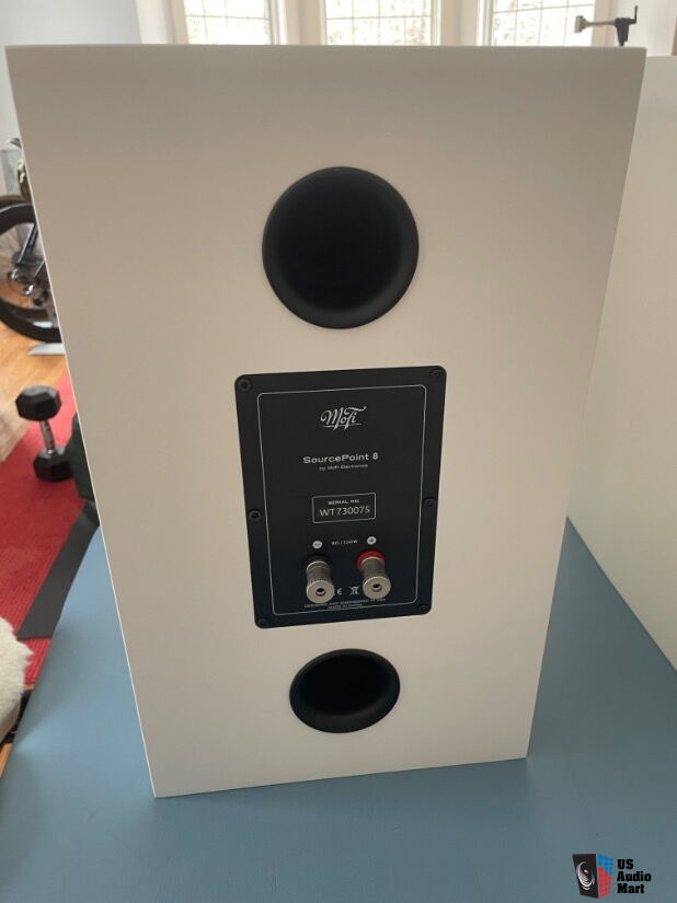MoFi Sourcepoint 8 Mint Photo #5520520 - US Audio Mart