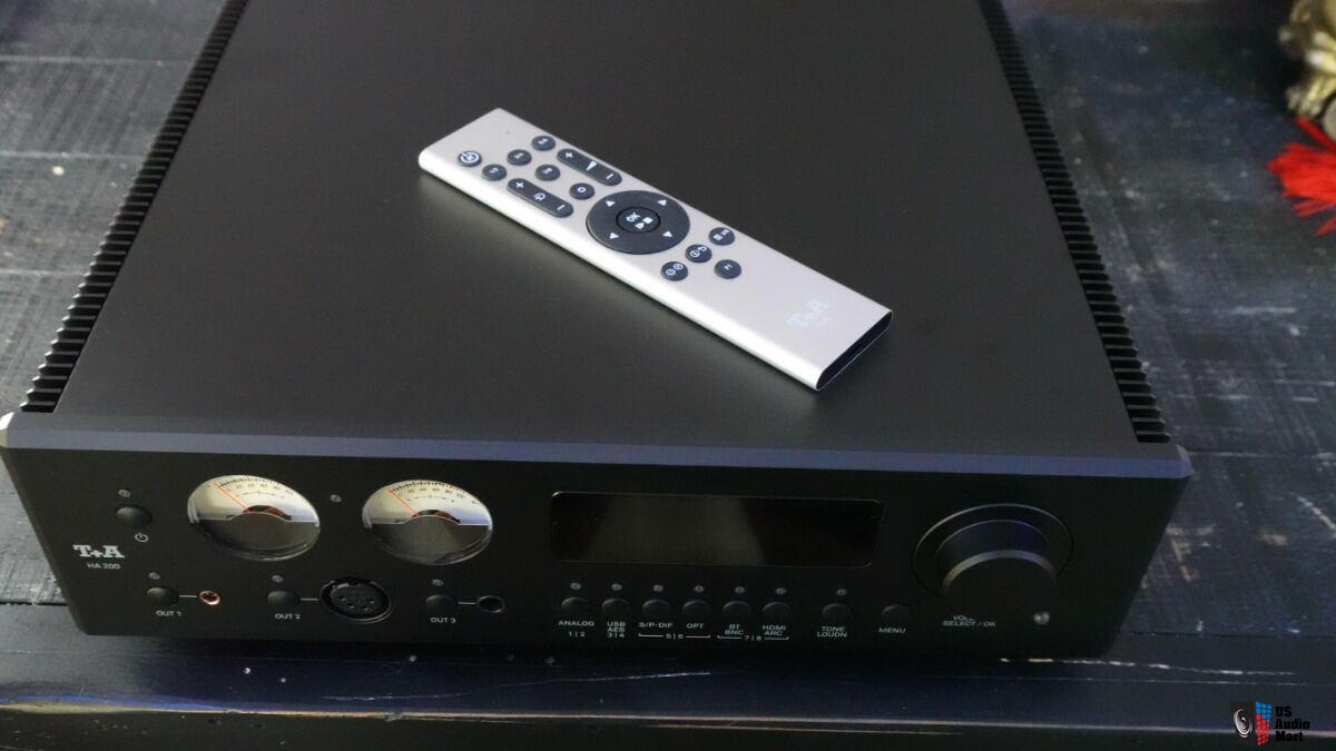 T+A HA 200 Headphone Amplifier / DAC Combo - Audiophile Grade - 'Top of ...