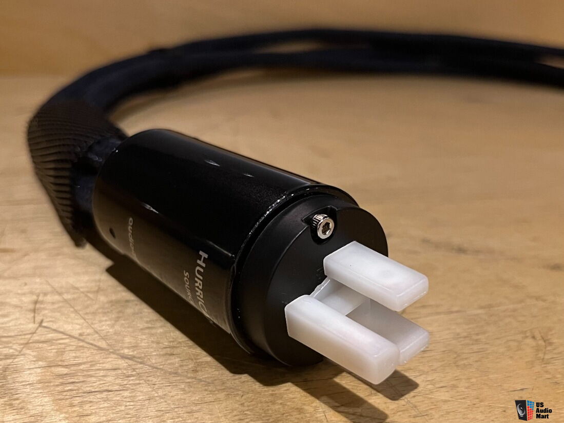 AudioQuest Hurricane AC Power Cable w/ 72V DBS Battery Pack, Case & Box ...