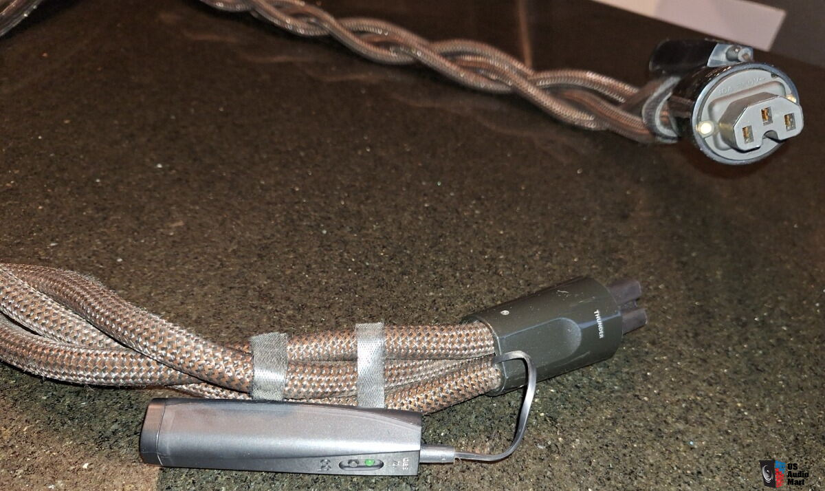 Audioquest Thunder AC Power Cables (2 available) C13 1 meter with ...