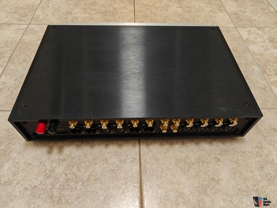 Pass Labs X1 Solid State Preamp With Separate Power Supply Photo ...