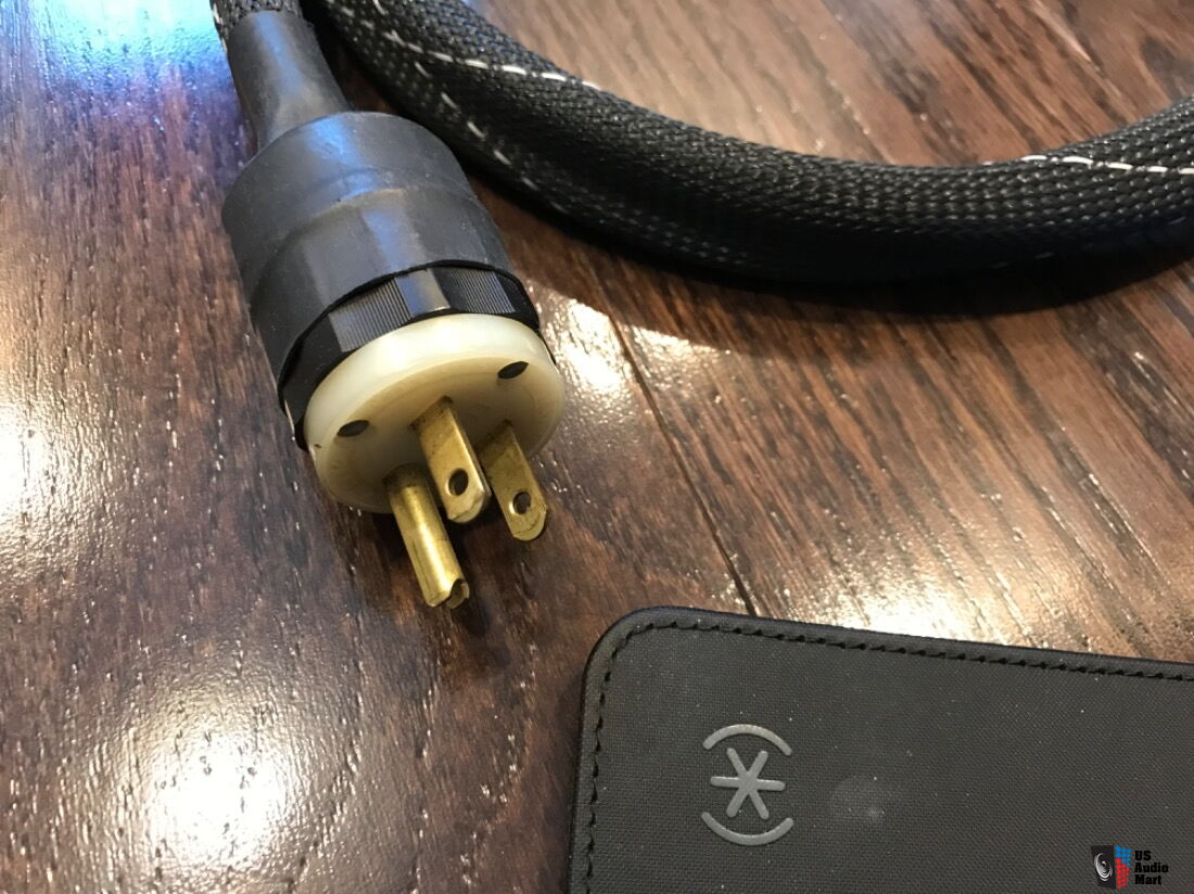 Synergistic Research AC Master Coupler Power Cord Photo #5543167 - US ...