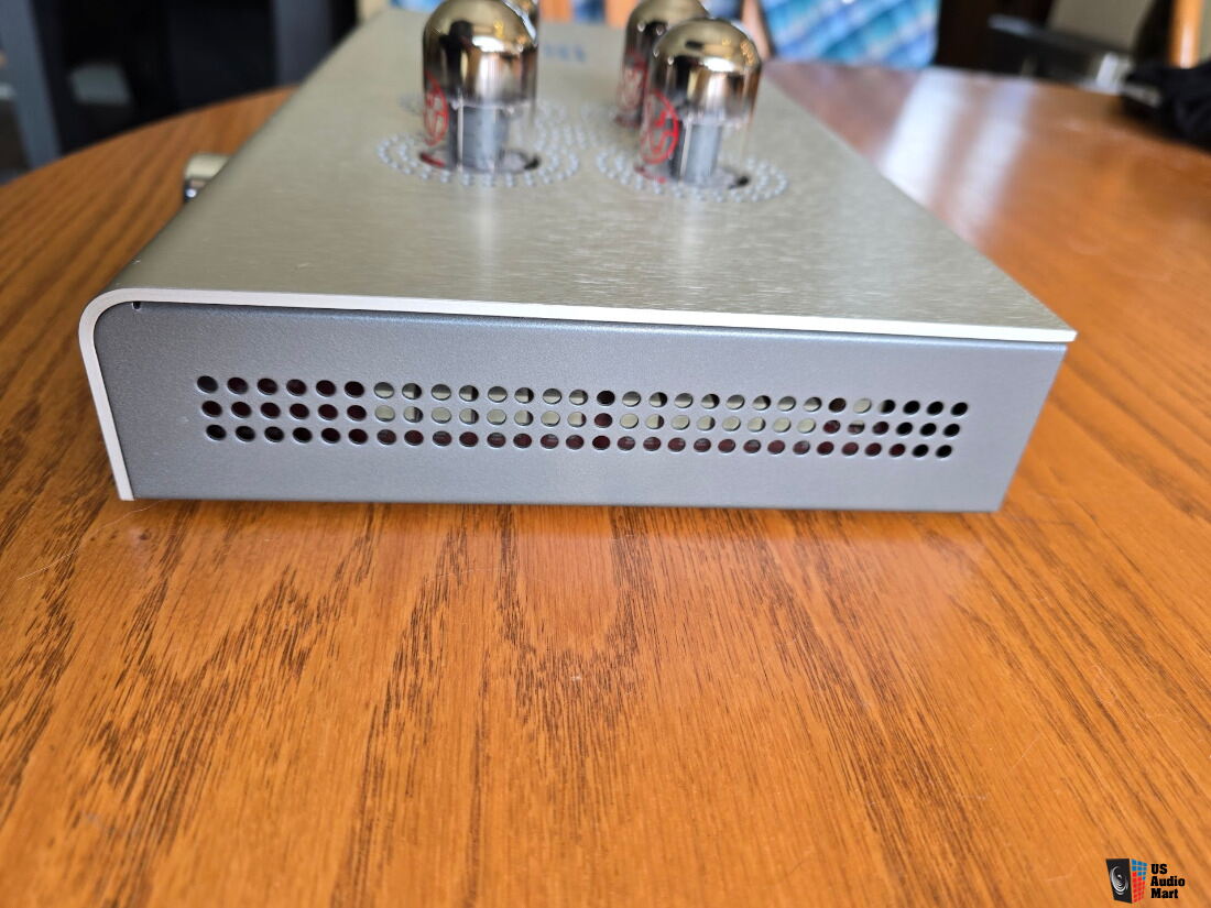 Schiit Freya+ Pre Amplifier in Silver w/ JJ 6SN7 Tubes $750 Shipped ...