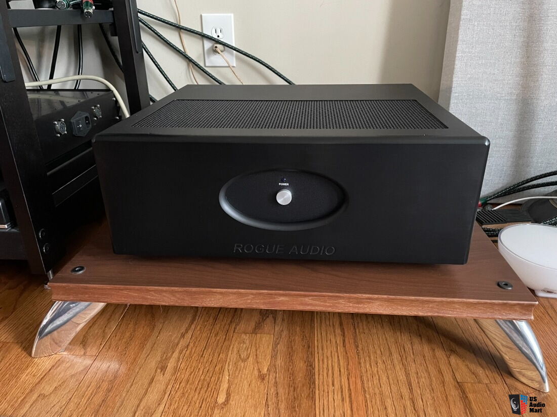 Rogue Stereo 100 in Black Photo #5558549 - US Audio Mart