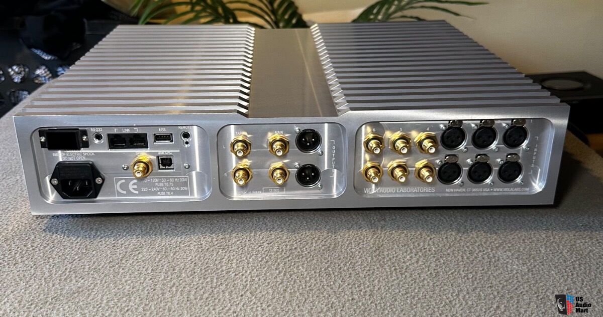 Viola Audio Laboratories Crescendo Stereo Preamplifier Photo #5565172 ...