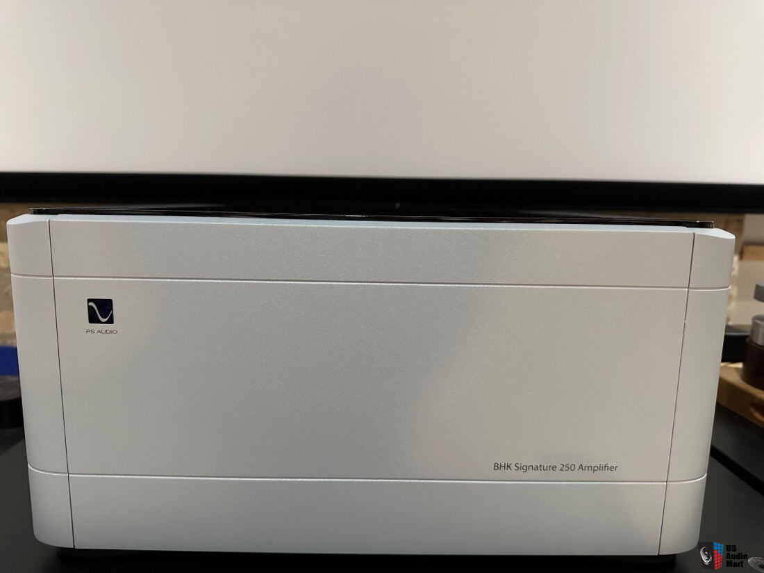 PS Audio BHK Signature 250 Hybrid Amp with Tungsram PCC88 / 7DJ8. Trade ...