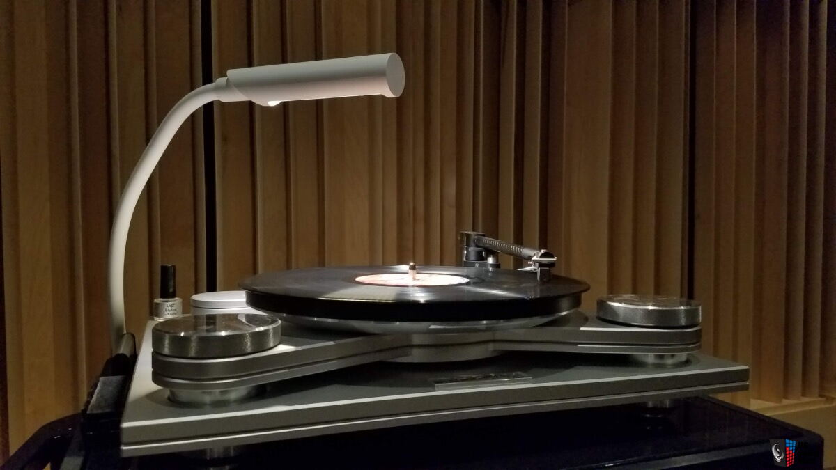 Thrax Audio Yatrus with Schroder CB tonearm Photo #5566530 - US Audio Mart