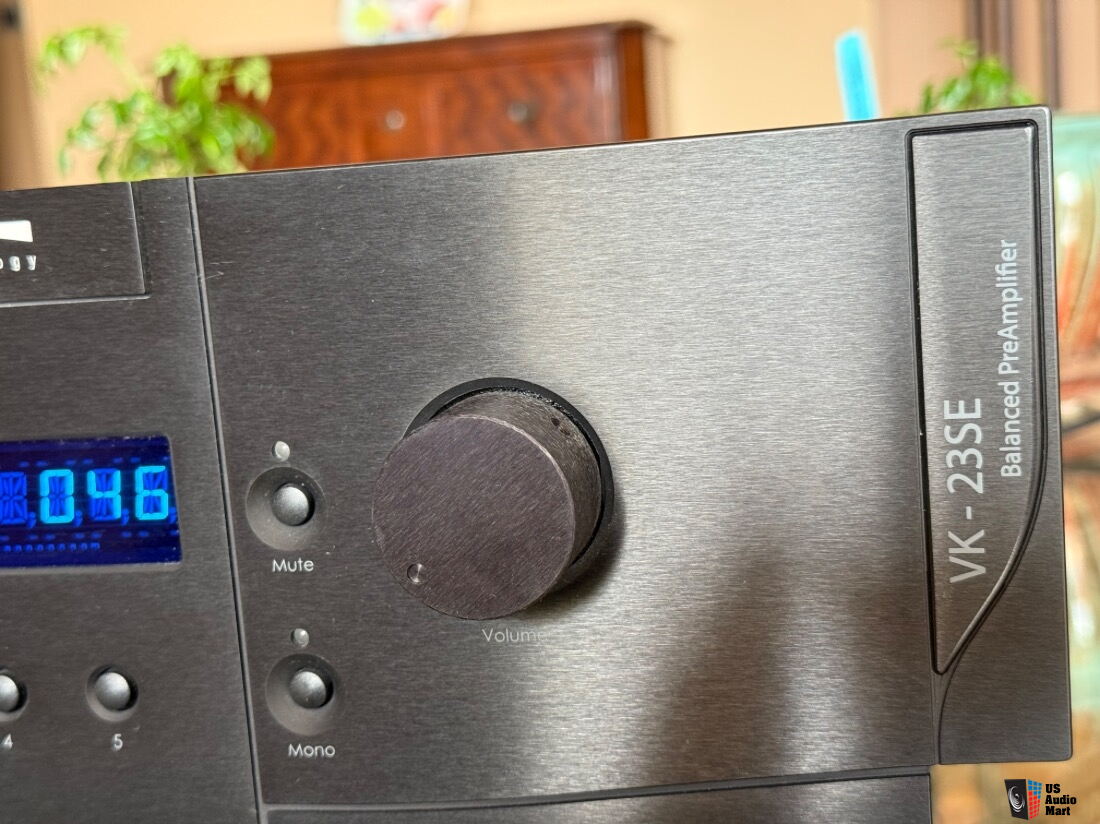 Balanced Audio Technology (BAT) VK-23SE Preamp Photo #5571758 - US ...