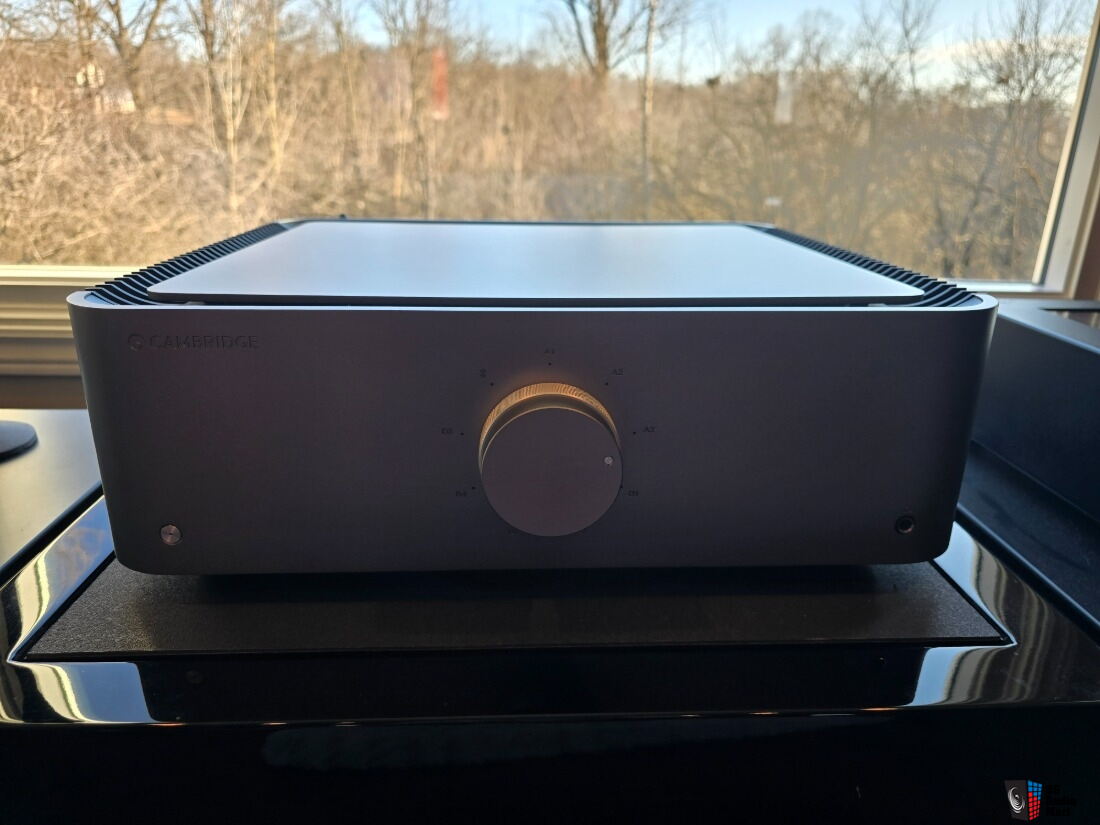 Cambridge Edge A integrated For Sale - Canuck Audio Mart