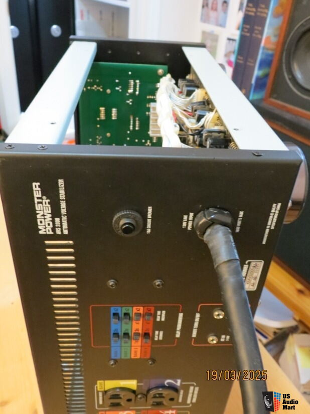 Monster AVS-2000 Photo #5576782 - US Audio Mart