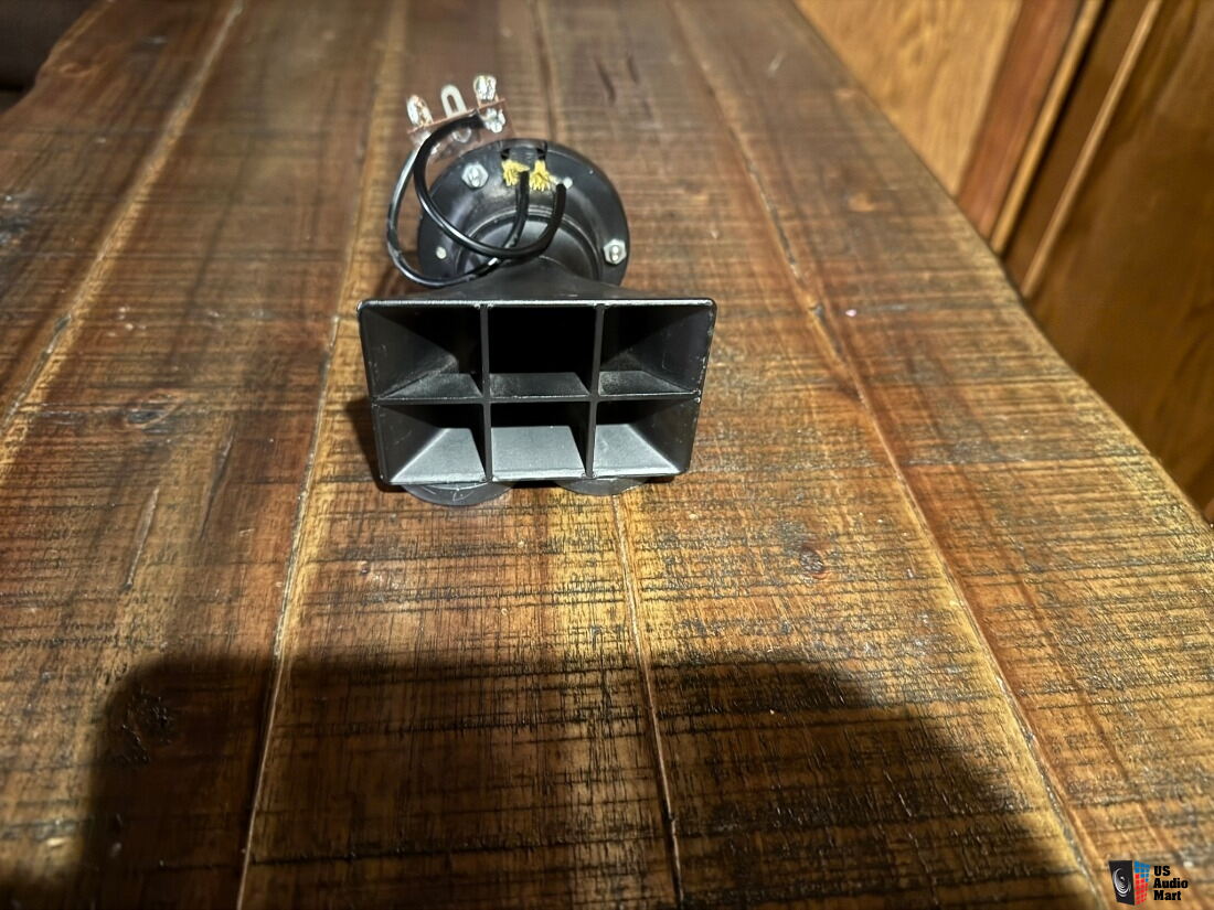 Altec 3000H Horn Tweeter 16ohm Photo #5576839 - US Audio Mart