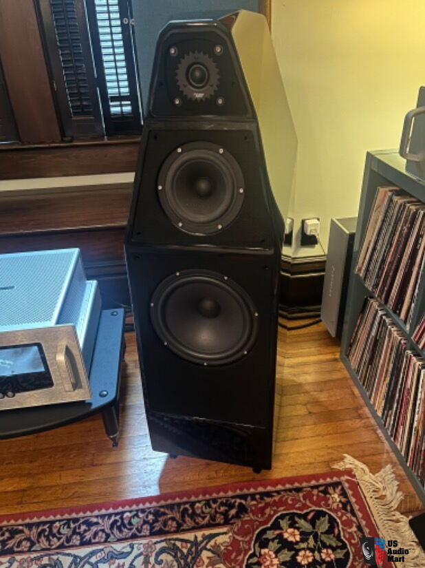 Wilson Audio Yvette Obsidian Black Photo #5577554 - US Audio Mart