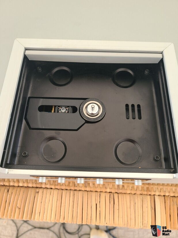 CEC tl51xr cd player Photo #5577693 - US Audio Mart