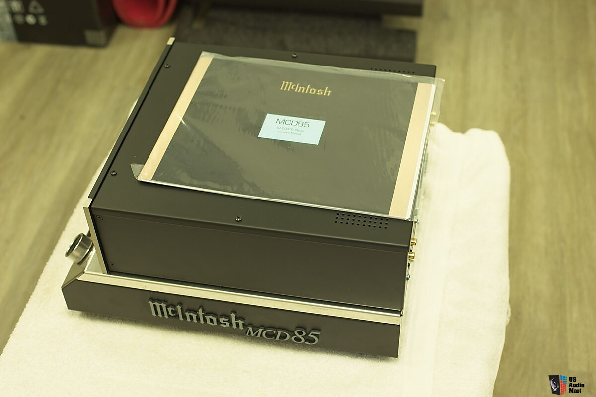 McIntosh MCD85 SACD-CD Player - PRISTINE - Look at pics Photo #5578202 ...