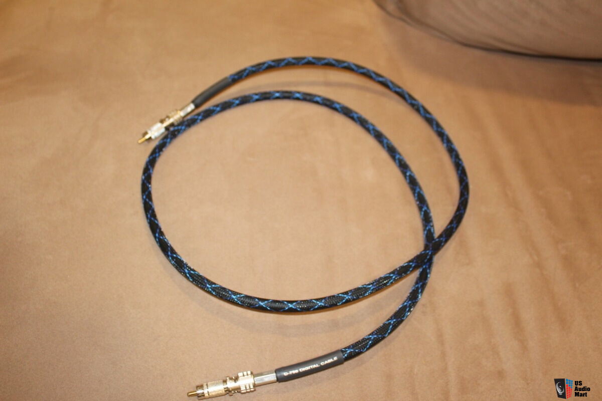 DH Labs D-750 Silver Sonic 1.5 meter digital cable with BNC ...