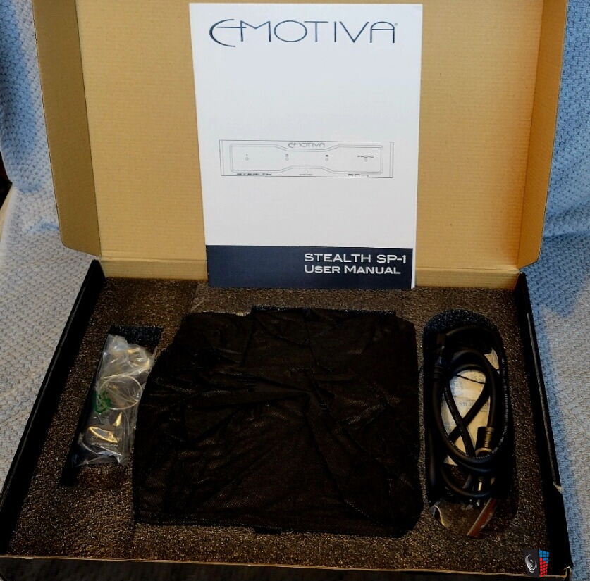 Emotiva Stealth SP-1 Phono Preamp Source Selector Photo #5584878 - US ...
