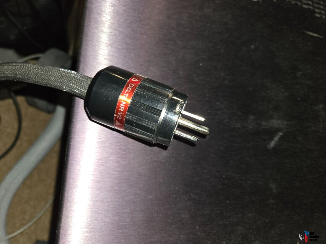 Velodyne 1812 Signature Subwoofer SN185 manufactured Jun 6, 2011, one ...