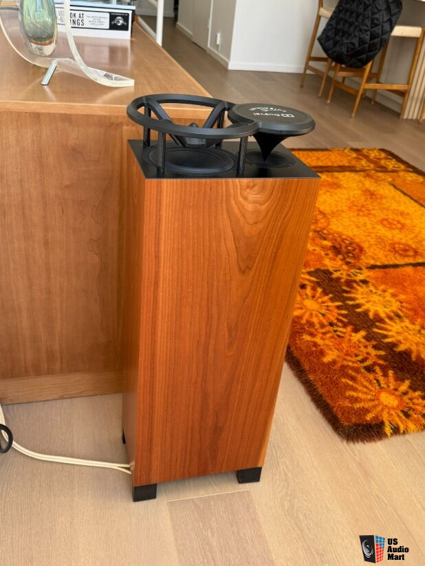 Duevel Enterprise Loudspeakers Cherry Finish Like New Photo #5597353 ...