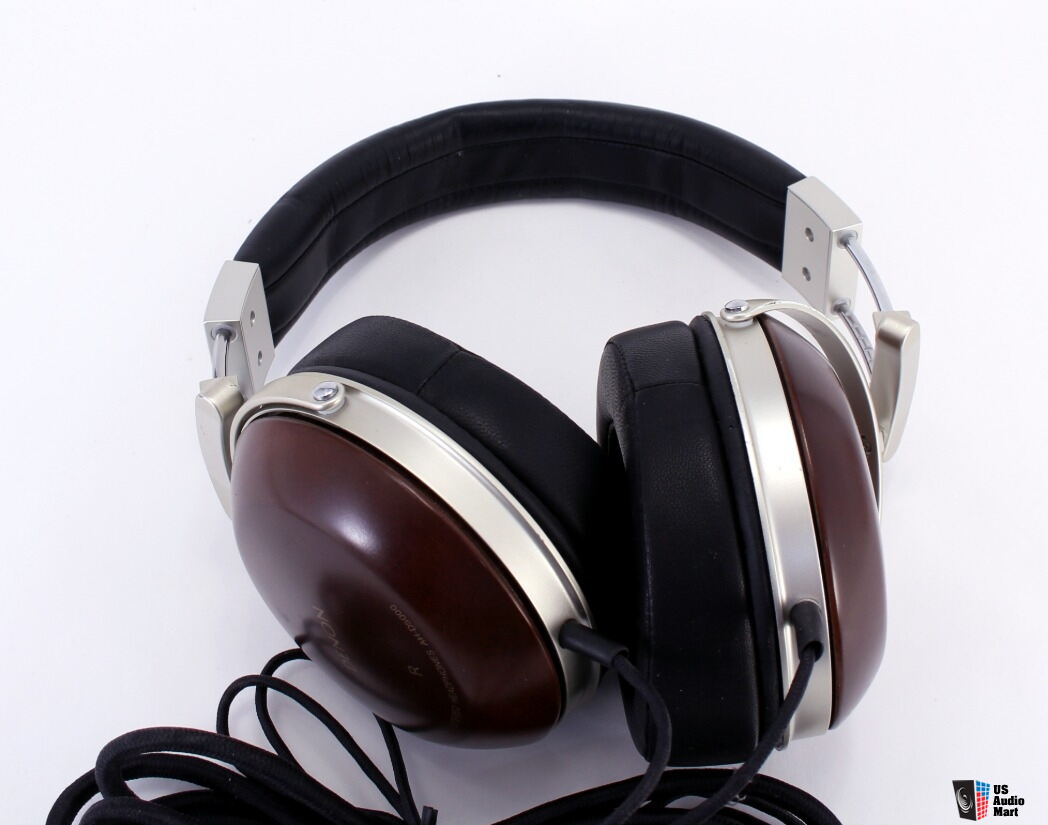 Denon AH-D5000 Audiophile Over Ear Headphone Photo #5599231 - US Audio Mart