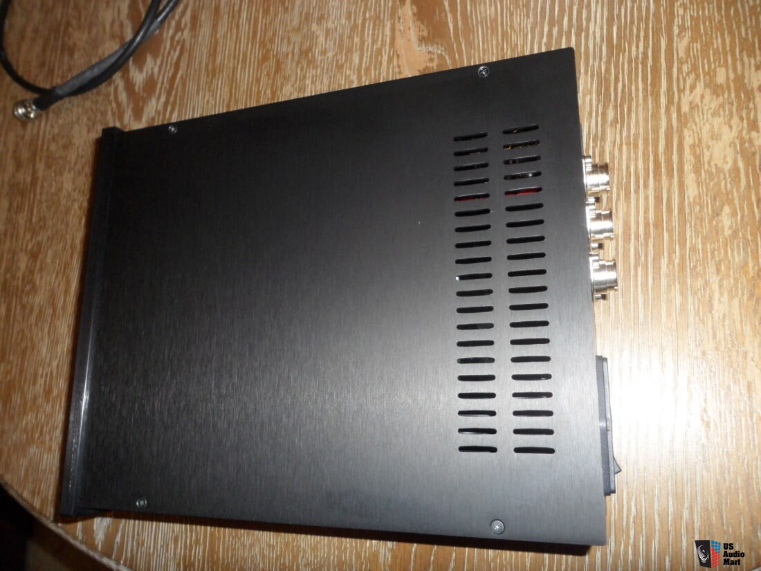 Hi-Cap power supply for Naim Audio made by Custom Hifi Cables Photo ...