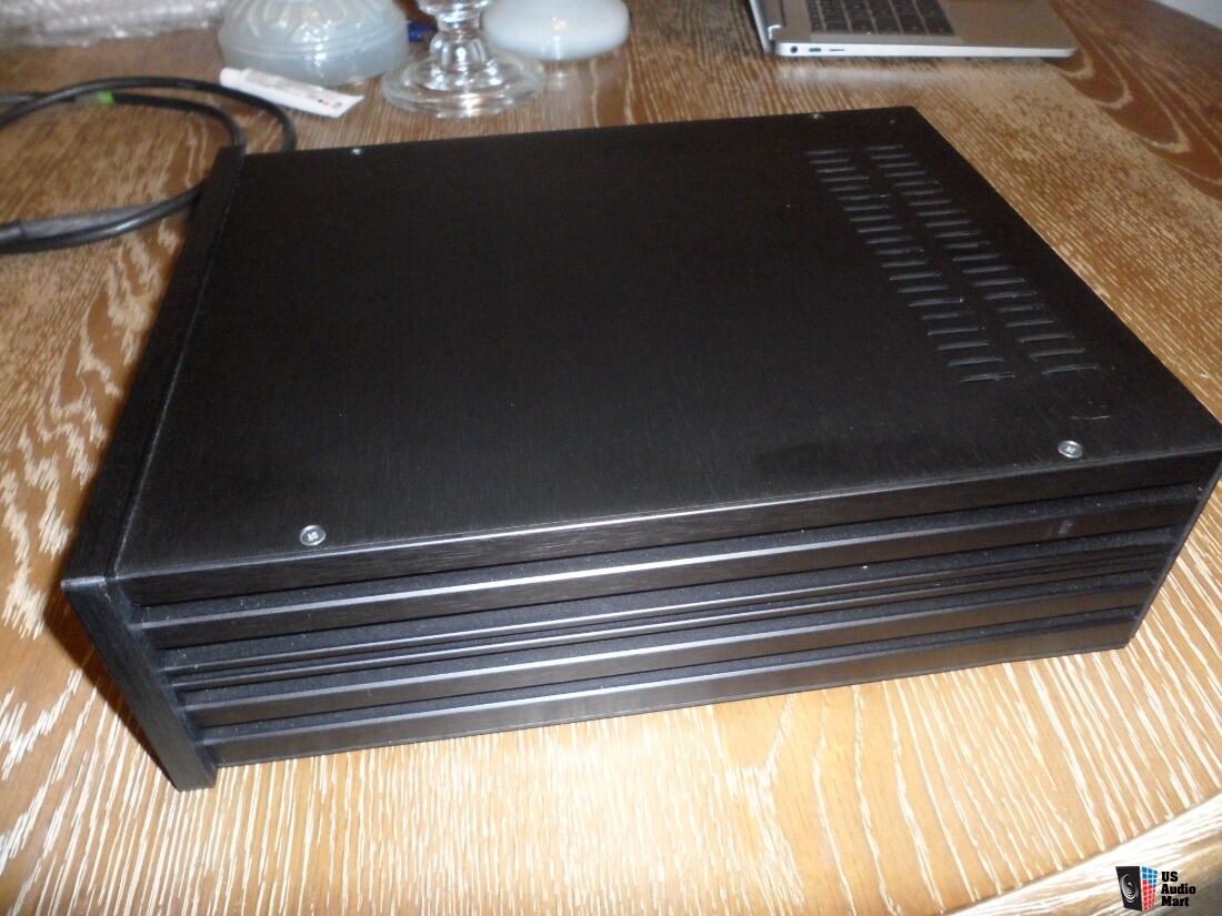 Hi-Cap power supply for Naim Audio made by Custom Hifi Cables Photo ...