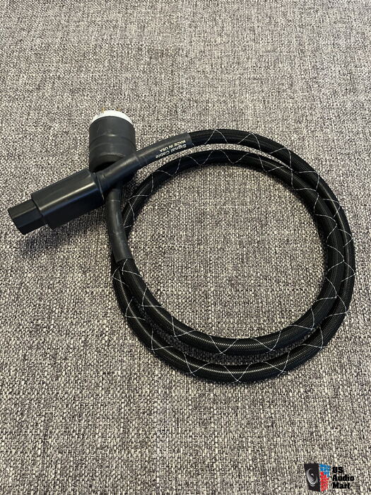 Siginal Cable - MAGIC POWER video reference - 4 feet Photo #5604765 ...