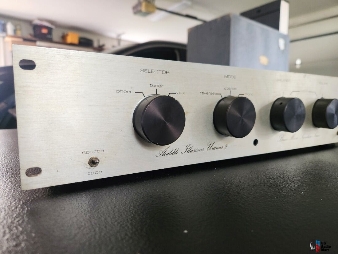 Audible Illusions Uranus 2 dual mono tube preamplifier needs service ...