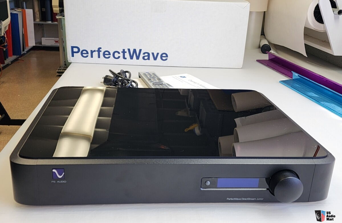 PS Audio DirectStream Junior Dac w/Bridge2 in black (Sunlight Firmware ...
