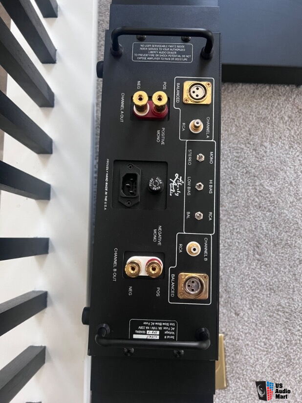 Liberty audio B2B 100 stereo amplifier For Sale - Canuck Audio Mart