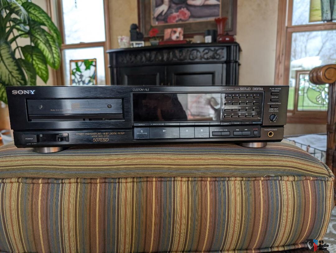 Sony CDP- 507ESD CD Player with the TDA 1541A Dual DAC with Original ...